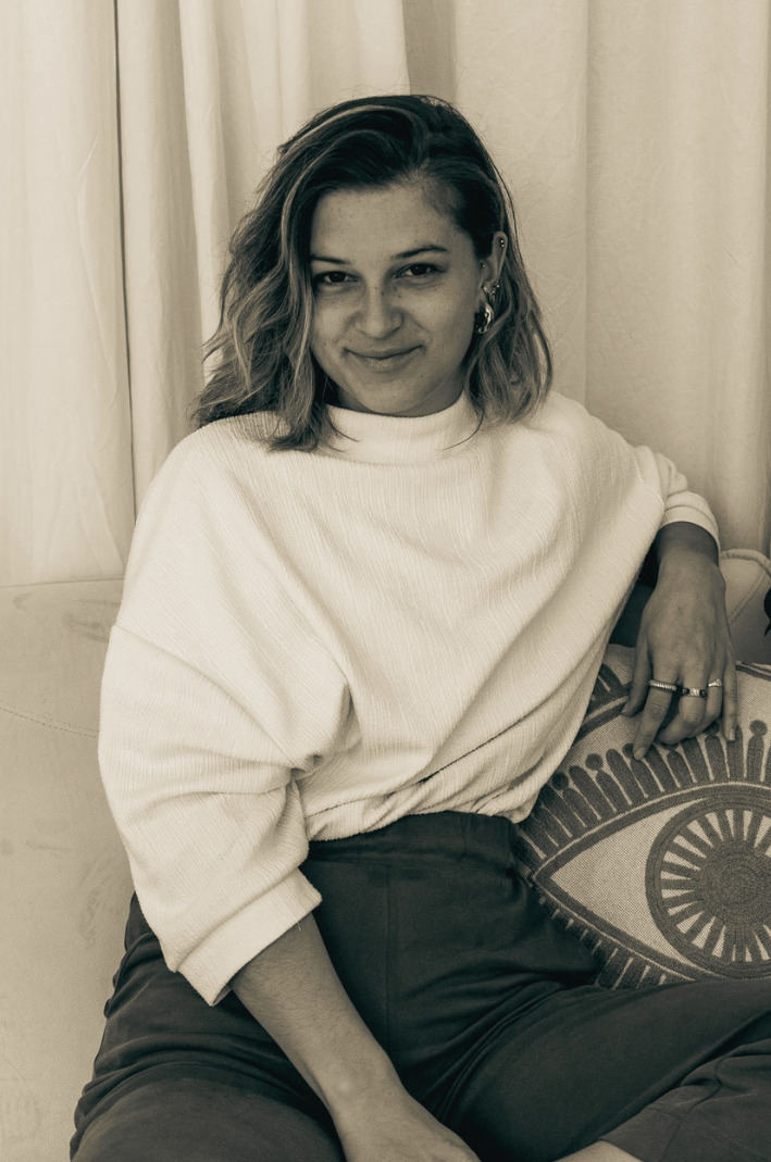 with eyes shut: Fusion zwischen Yoga und Kulturbereich - Absolventin ...