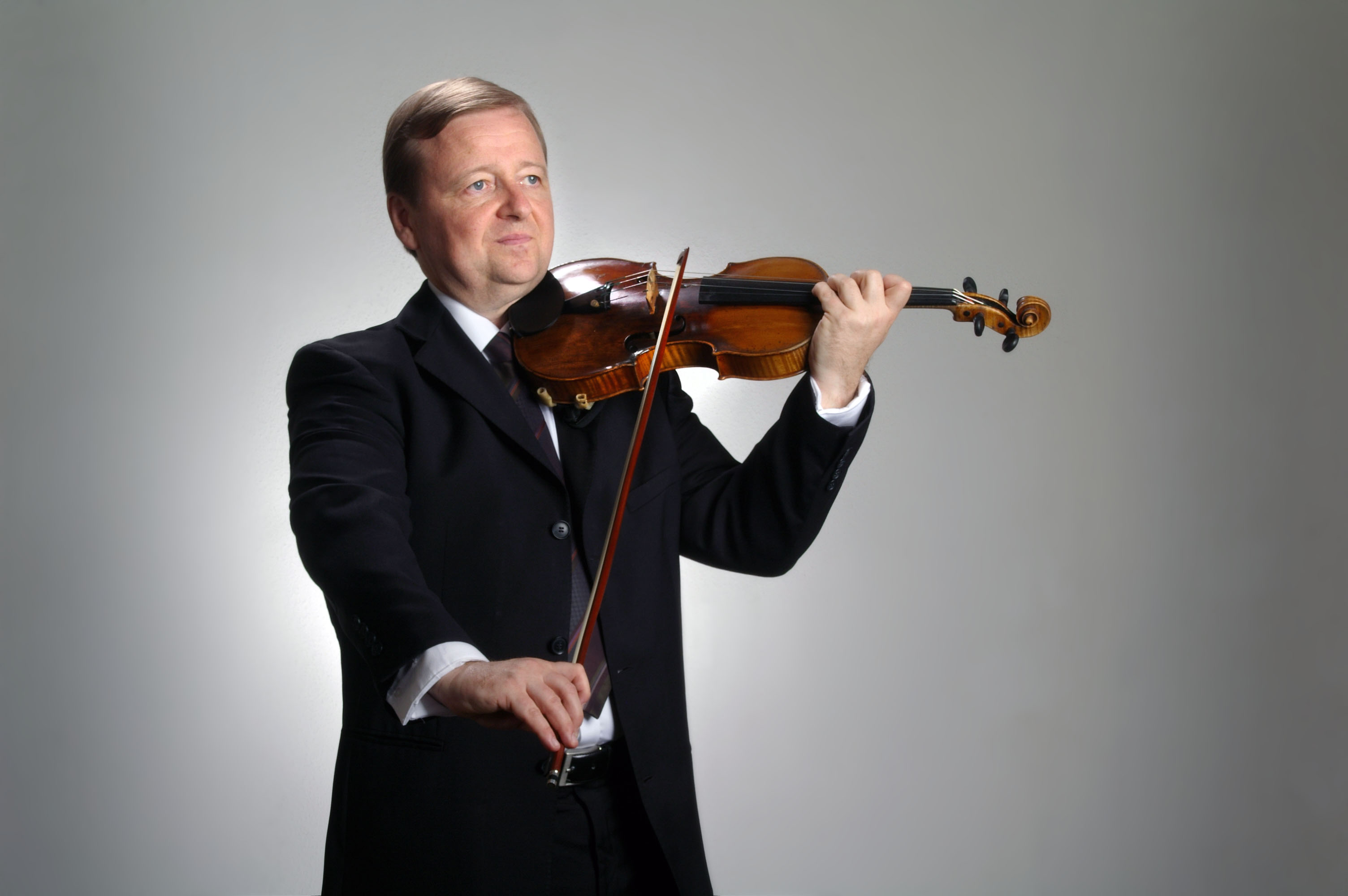 Ein vielfältiges Leben mit Musik - Absolvent Markus Baumann - Institut ...